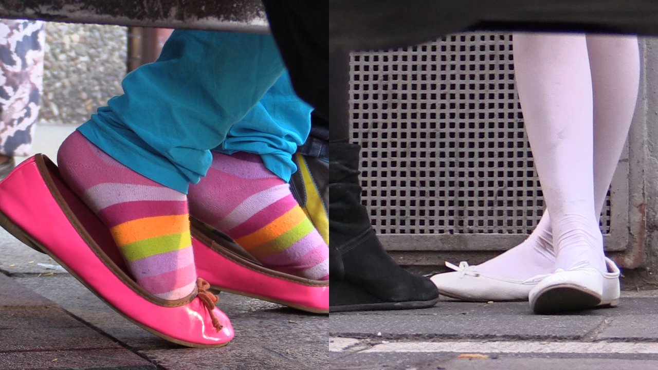 CC-FEET.COM | Candid Cam Shoeplay with girls feet, socks, nylons ...